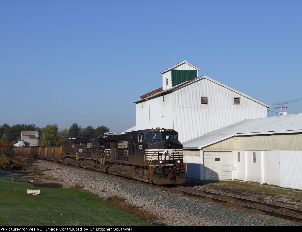 NS train 524 eastbound passing the western reserve mill